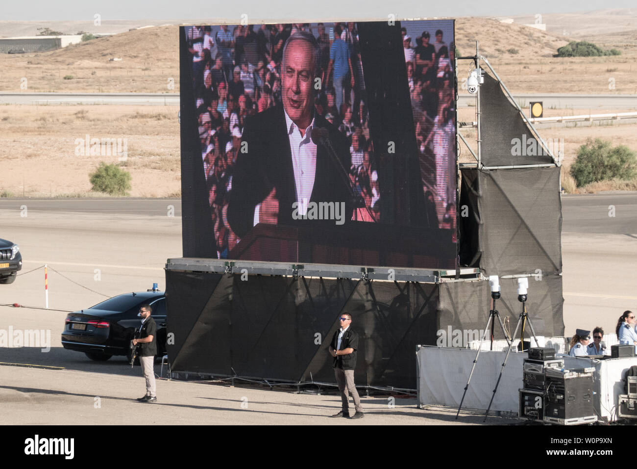 Security guards israeli prime minister hi-res stock photography and ...
