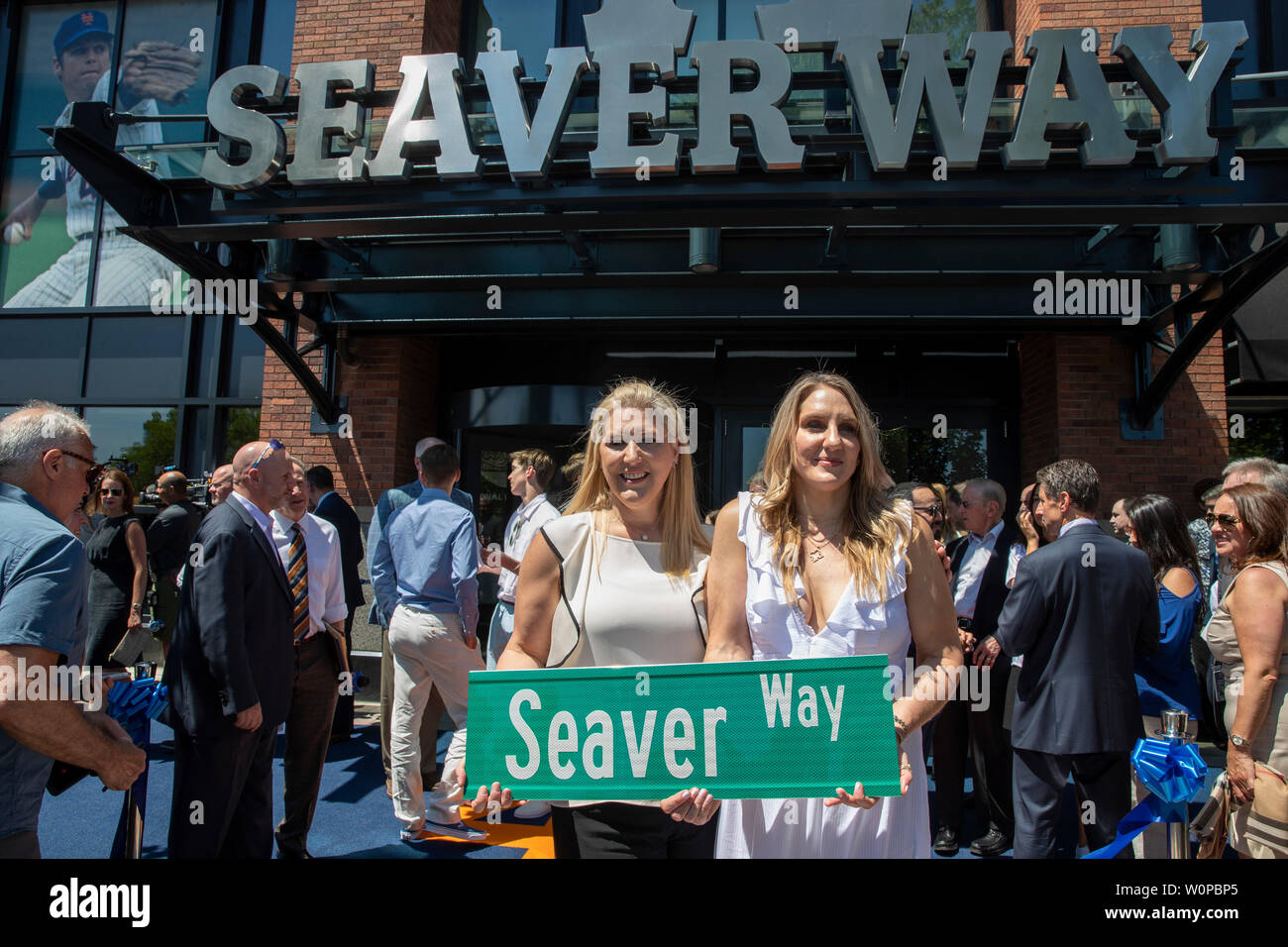 NEW YORK, NEW YORK - JUNE 27: Sarah and Anne Seaver, the daughters of ...