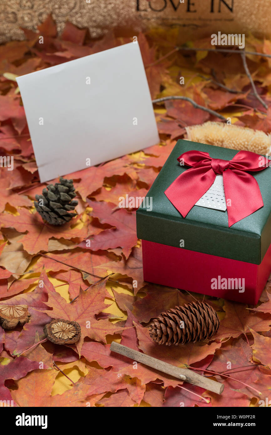 Gift boxes cards christmas hi-res stock photography and images - Alamy