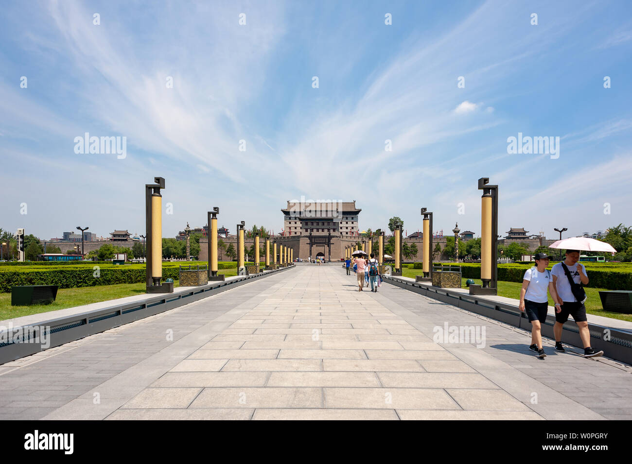 The square in front of the ancient city wall of Xi'an Stock Photo - Alamy