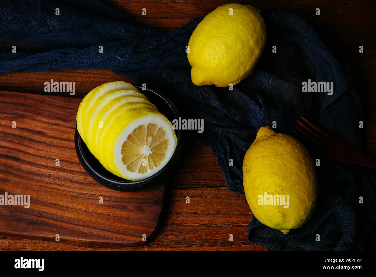 Fresh fruit, yellow lemon Stock Photo - Alamy