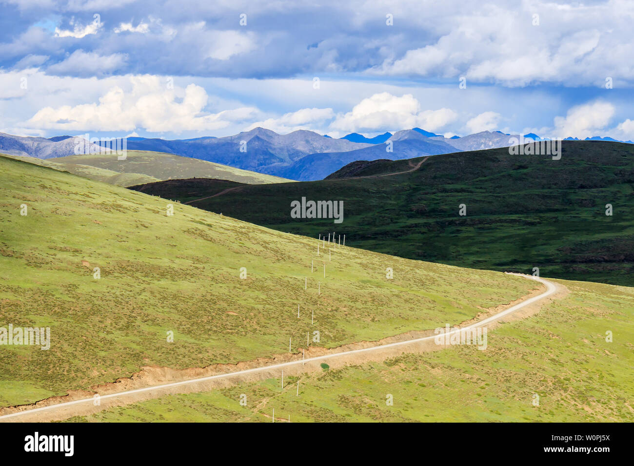 Empty plateau scenery Stock Photo - Alamy