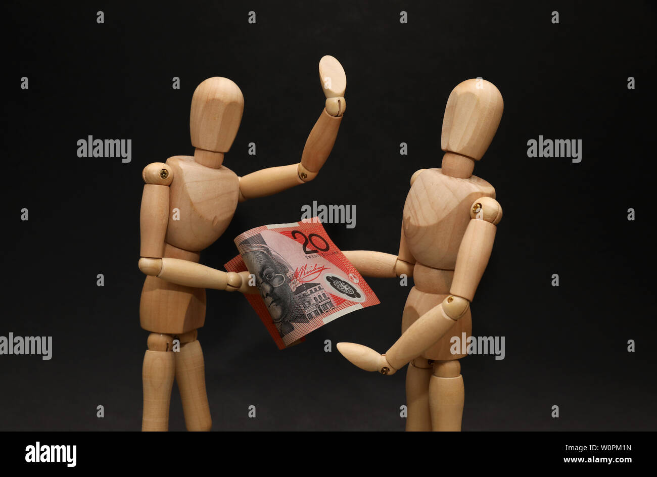 Couple and money and arguement hi-res stock photography and images - Alamy