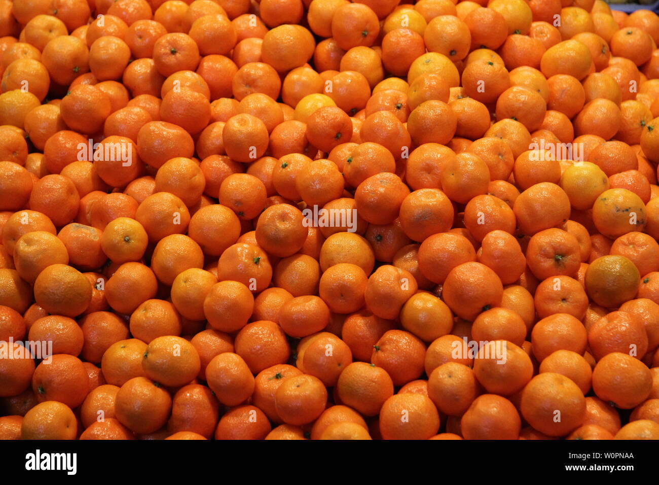 100s of oranges hi-res stock photography and images - Alamy