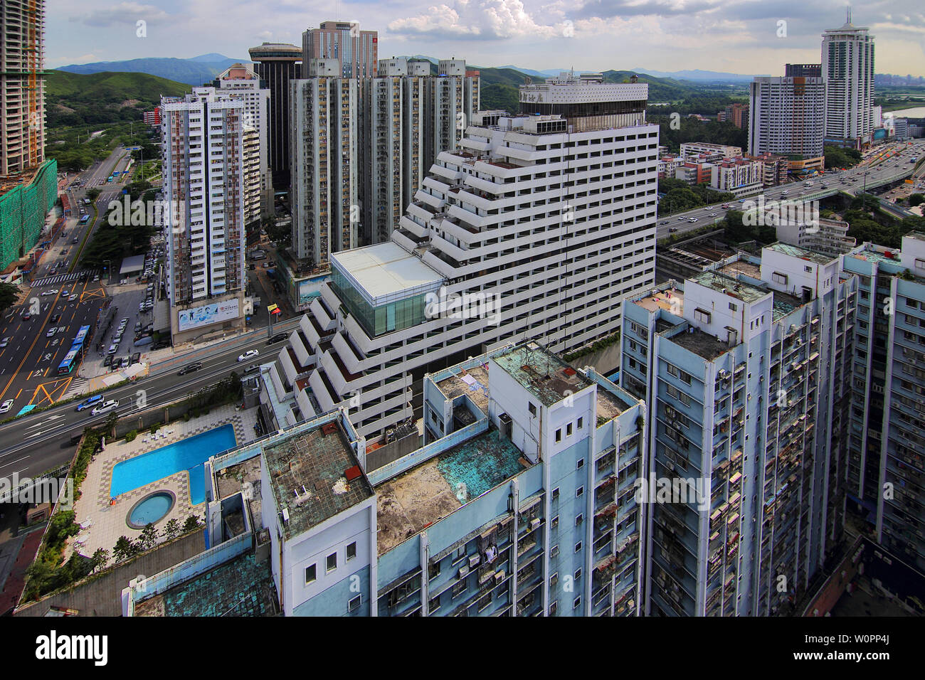 Luohu commercial city hi-res stock photography and images - Alamy