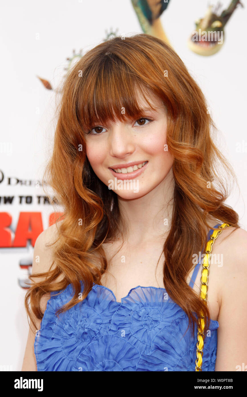 Bella Thorne 2010Photo By Russell Einhorn/PHOTOlink.net / MediaPunch ...