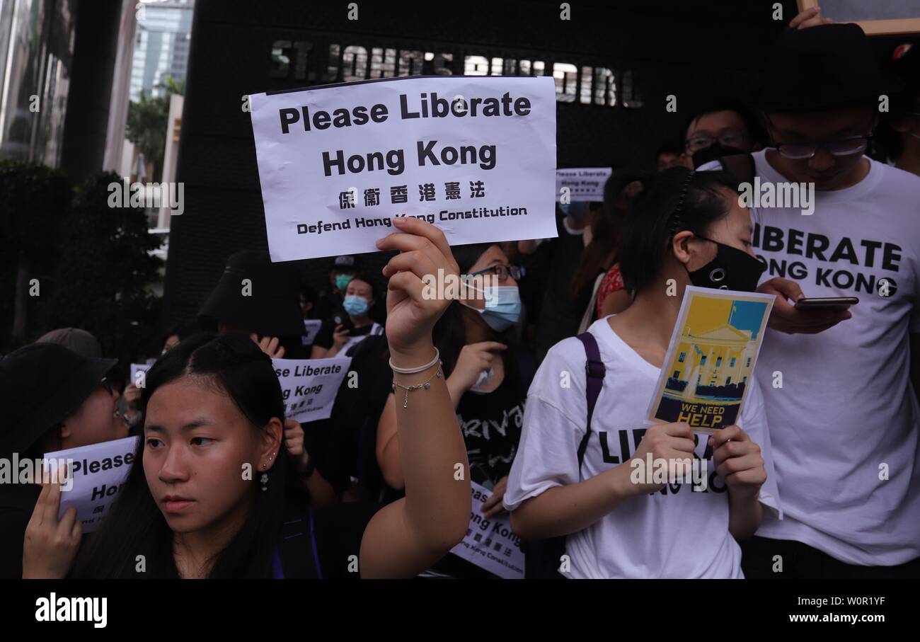 Hong Kong, CHINA. 26th June, 2019. Hong Kong citizens calling for G20 ...