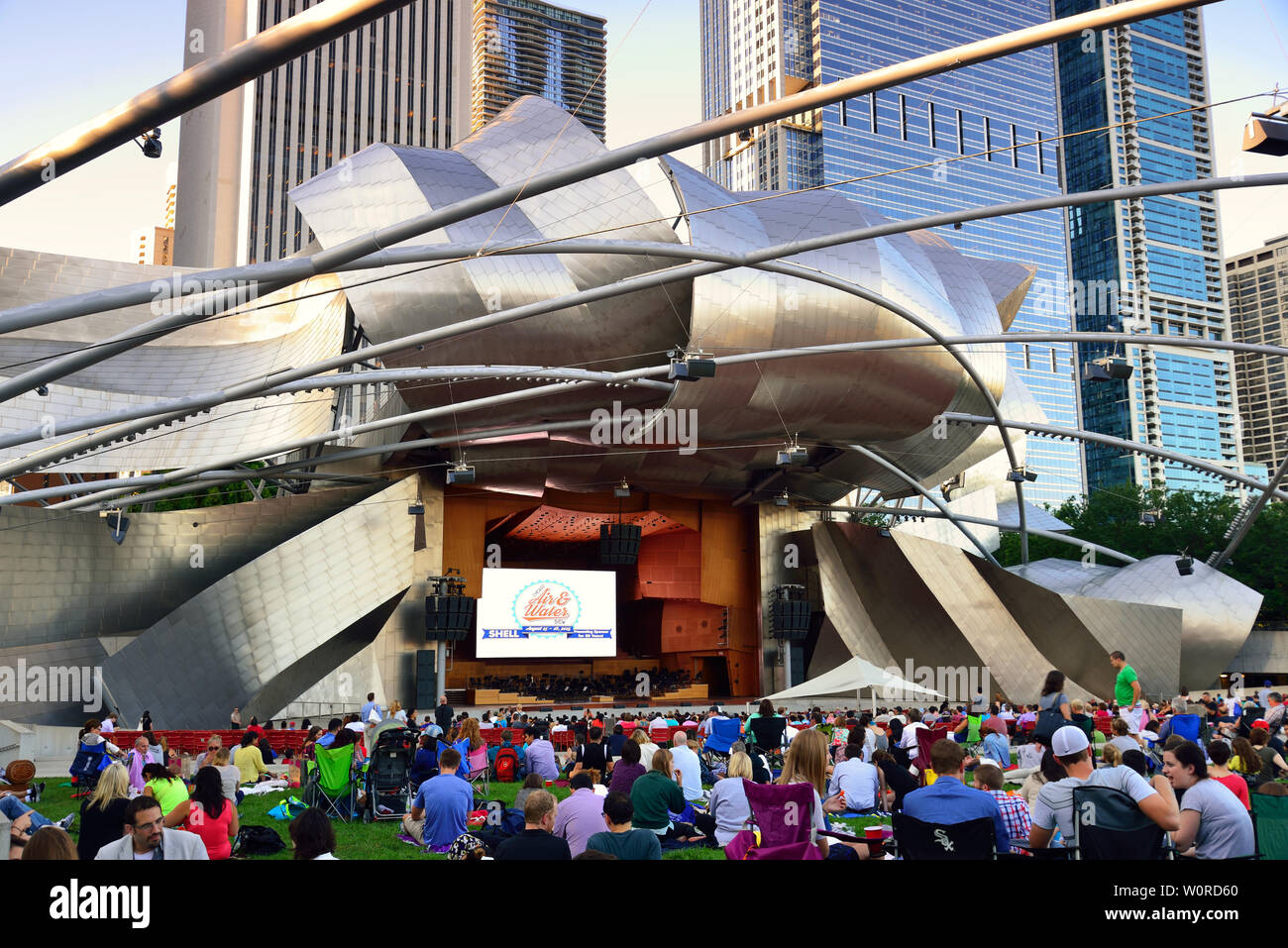 The Open Air Theatre at Millennium Square in Chicago Stock Photo - Alamy