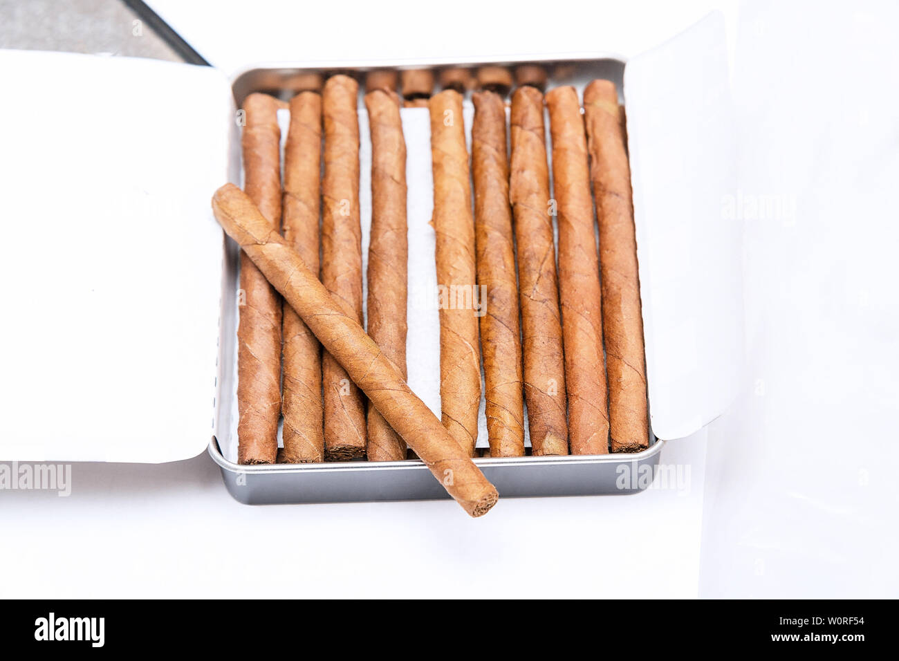 Cigarillos High Resolution Stock Photography and Images - Alamy