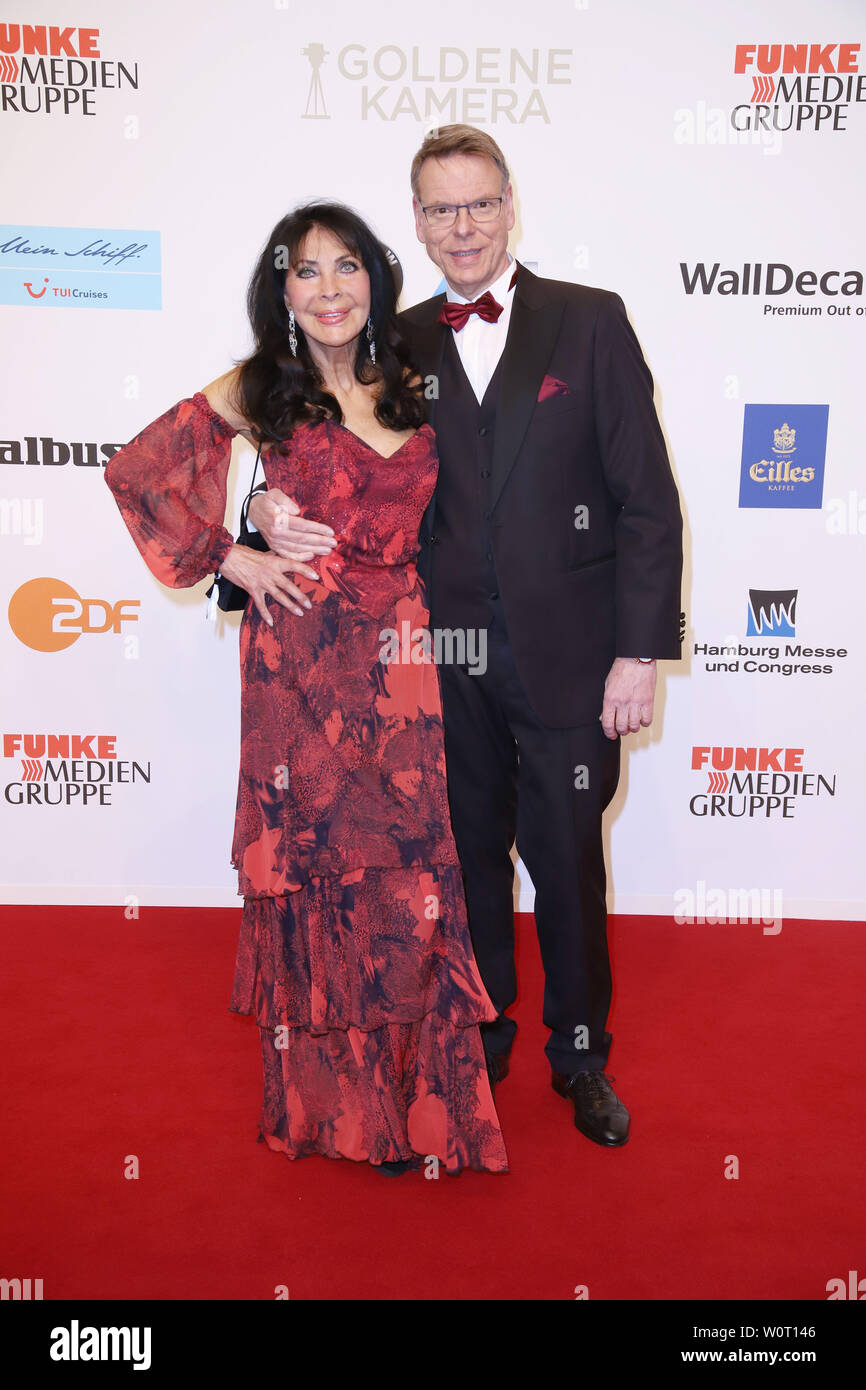 Dunja Rajter und Michael Eichler, Goldene Kamera 2018, Messehallen ...