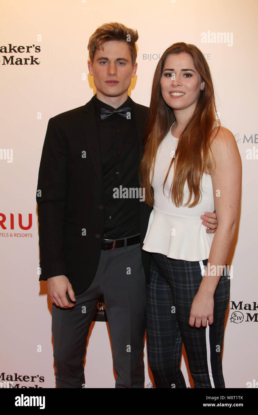 Model influencer hi-res stock photography and images - Alamy