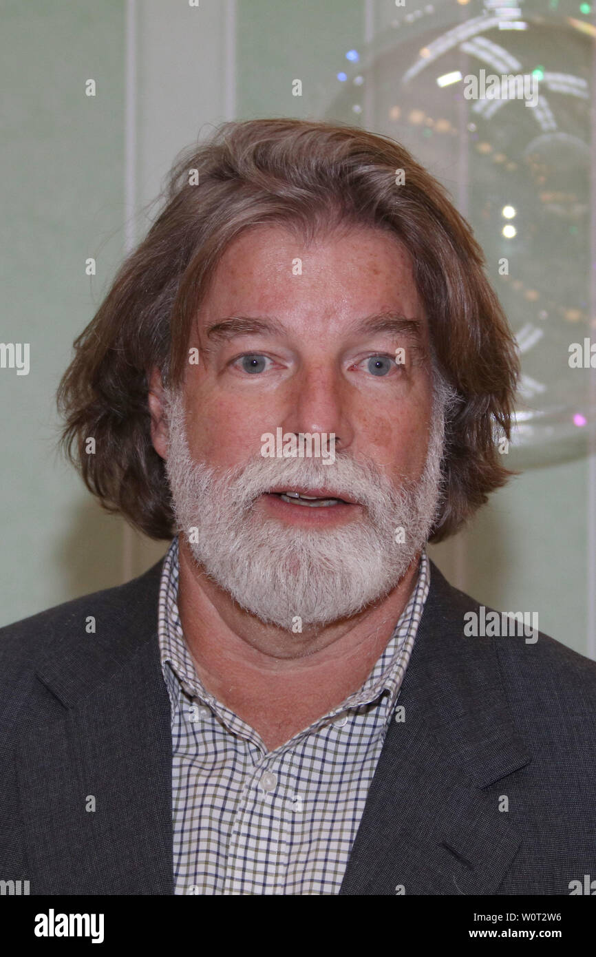 Igor Ustinov, The Perfect Easter Table, Alstertaler Einkauszentrum AEZ, Hamburg, 12.03.2018 ...