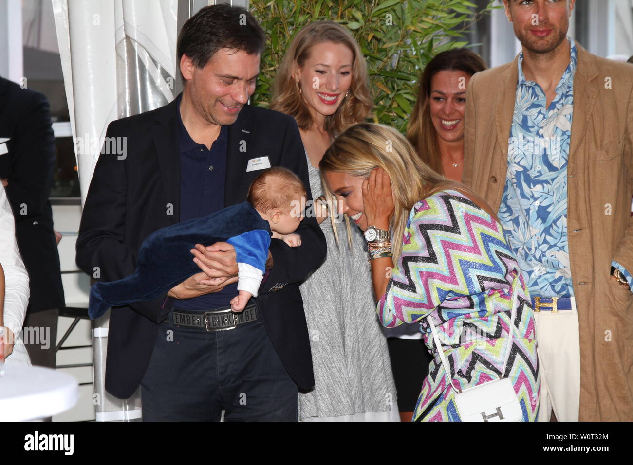 Sylvie Meis mit Baby Alexander Lucien Rienau und David Rienau beim RTL ...