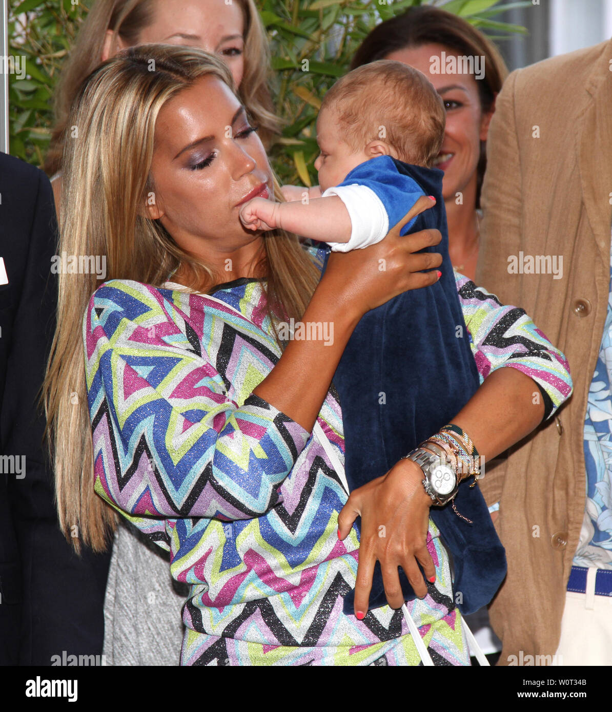 Sylvie Meis mit Baby Alexander Lucien Rienau beim RTL Sommerfest in ...