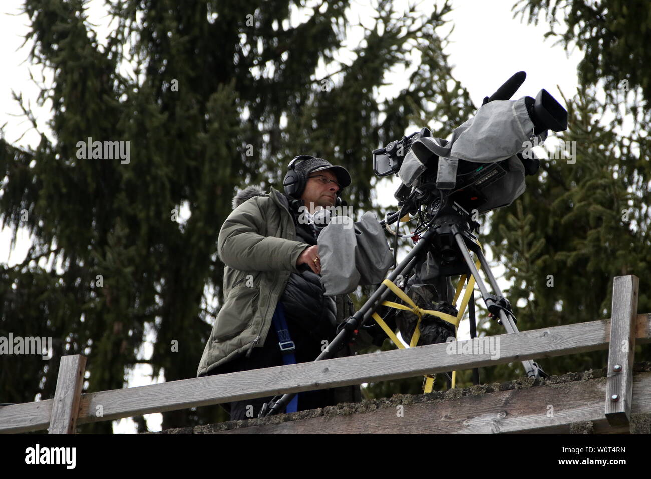 Tv kameramann hi-res stock photography and images - Alamy