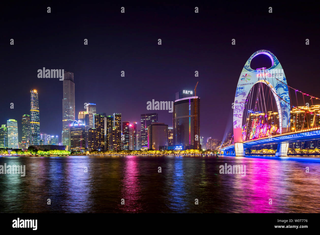 Hunter Bridge at night Stock Photo - Alamy