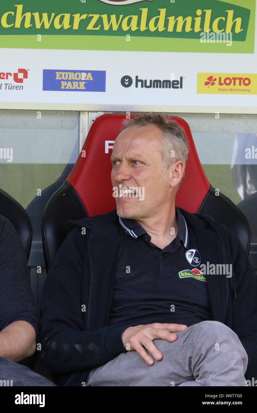 Trainer Christian Streich (Freiburg), 1. BL: 17-18 -29. Spieltag - SC ...