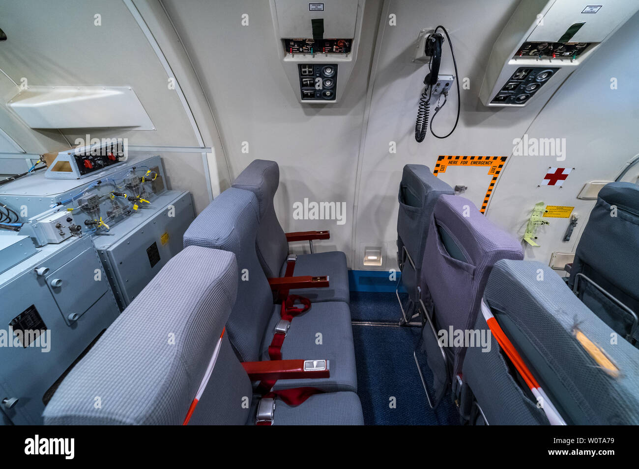 Radar control console hi-res stock photography and images - Alamy