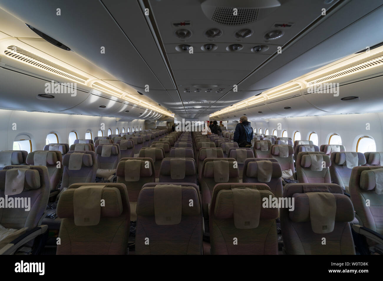 Emirates a380 economy class hi-res stock photography and images - Alamy