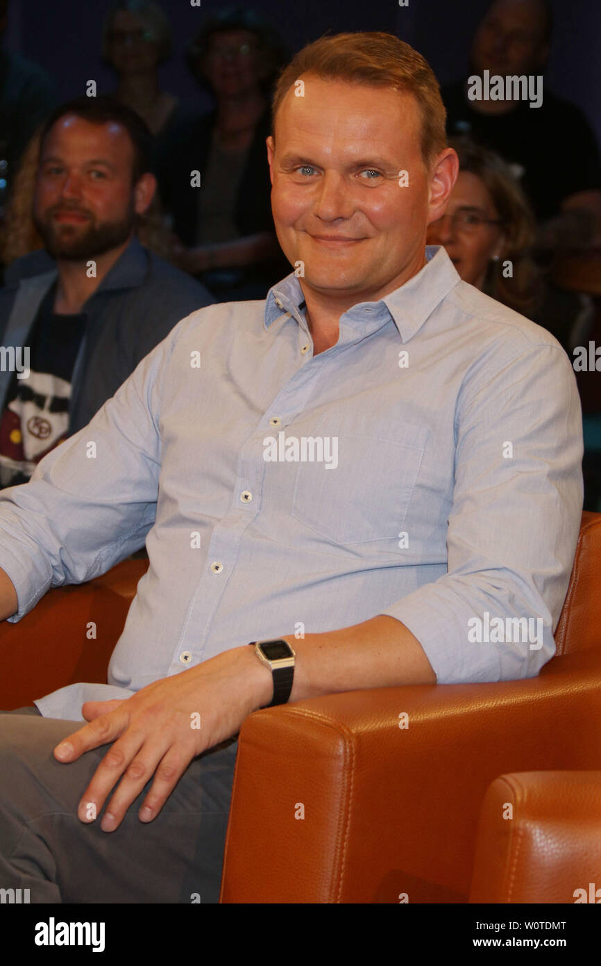 Devid Striesow (Schauspieler), NDR Talkshow, Hamburg, 01.06.2018 Stock ...