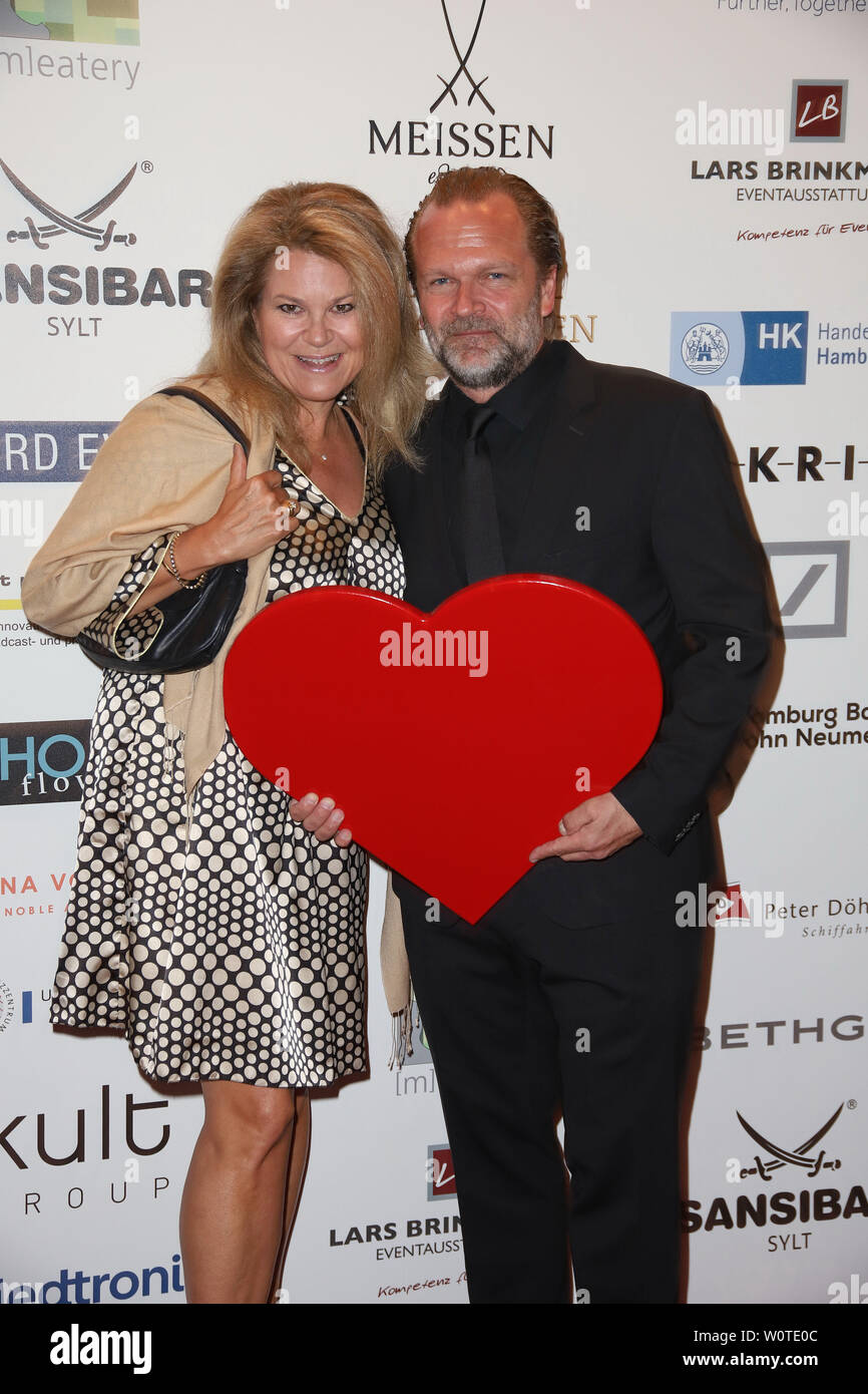 Dorothee Knauer und Ehemann Sebastian Knauer (Pianist), Benefiz-Gala ...