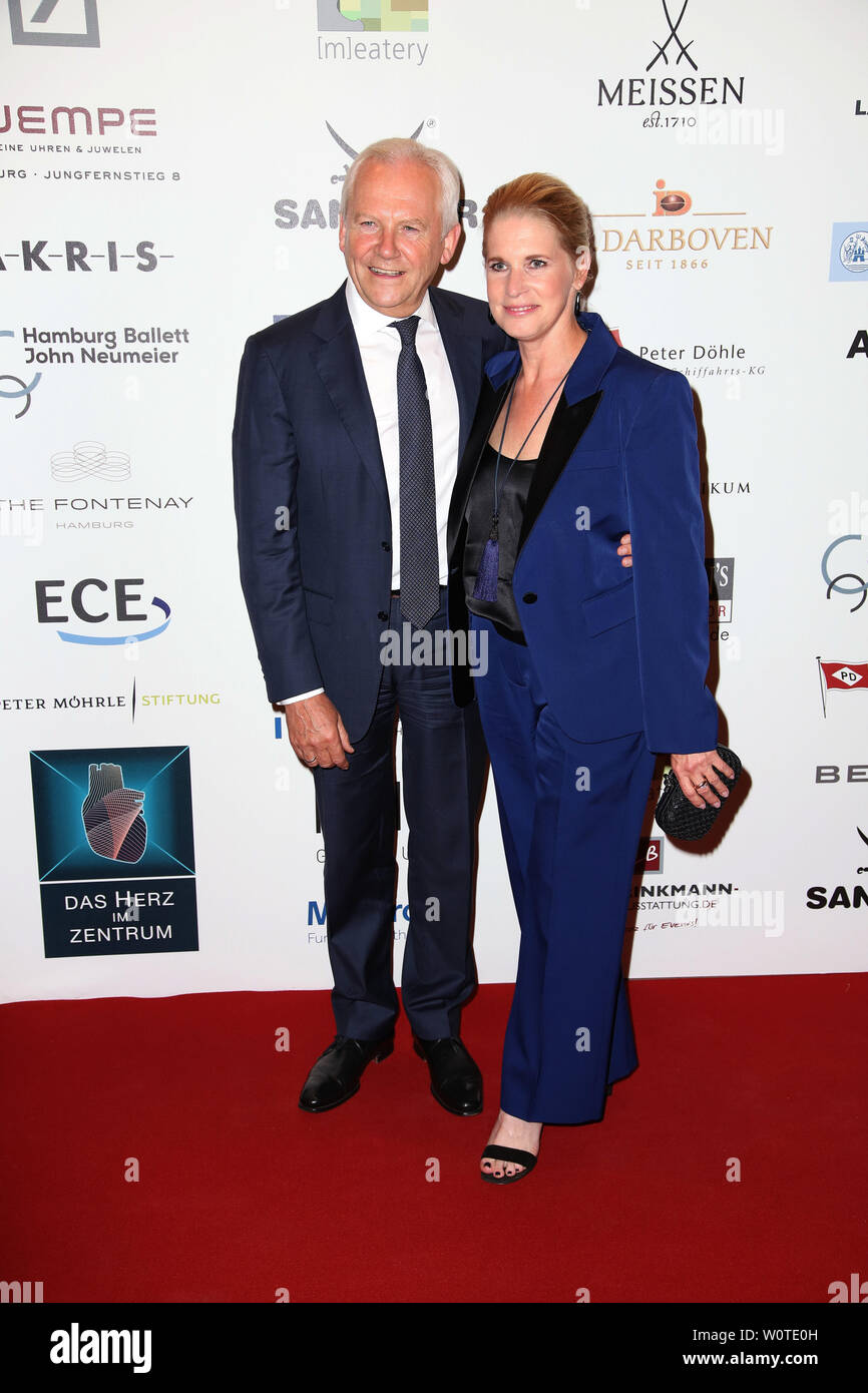 Dr. Ruediger Grube mit Ehefrau Cornelia Poletto, Benefiz-Gala "Das Herz ...