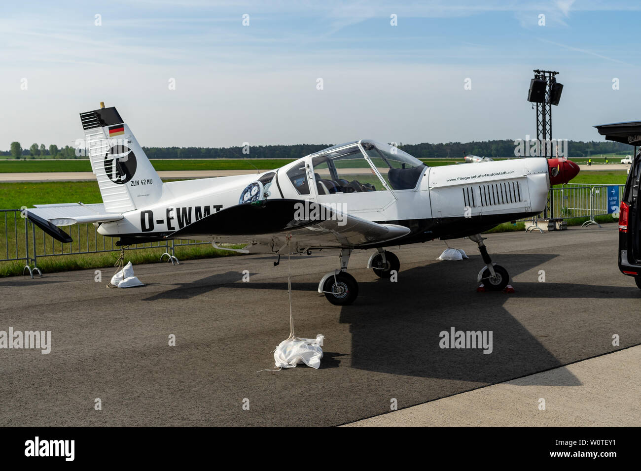 Czech sport aircraft hi-res stock photography and images - Alamy
