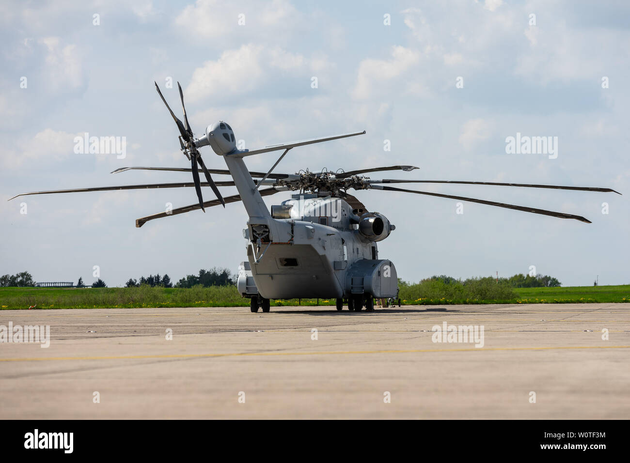 BERLIN, GERMANY - APRIL 27, 2018: Heavy-lift cargo helicopter Sikorsky ...