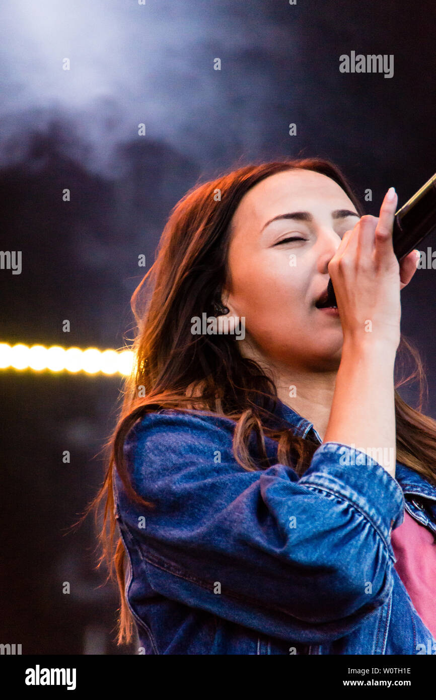 Namika singer hi-res stock photography and images - Alamy