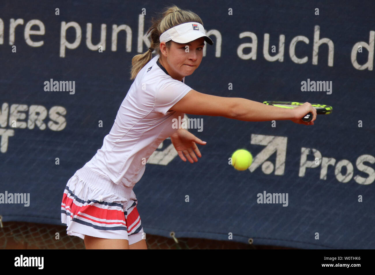 Elizabeth mandlik usa hi-res stock photography and images - Alamy