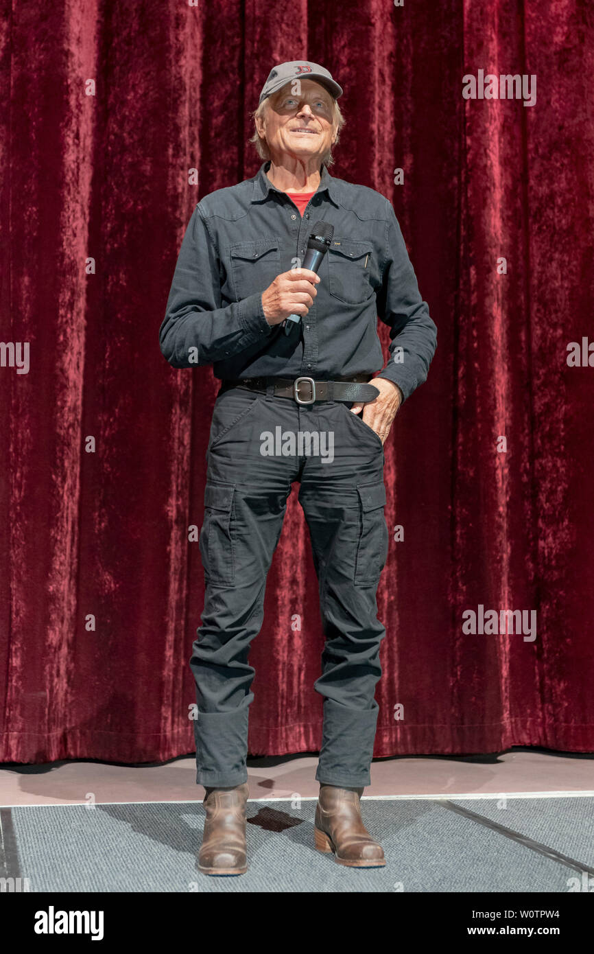Italian-US actor Terence Hill (Mario Girotti) attends the premiere of ...