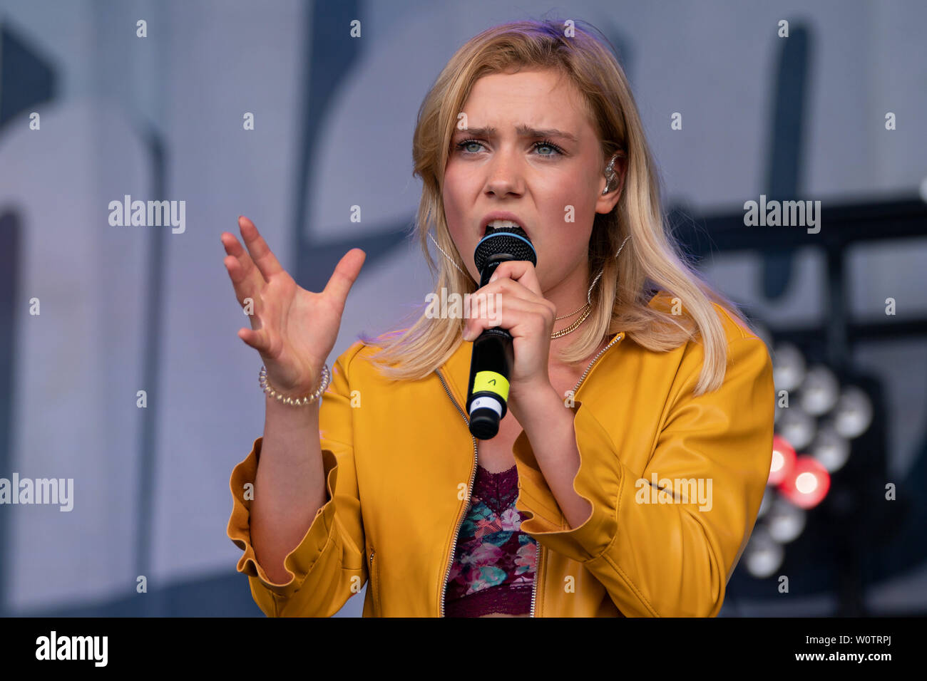 Marie Wegener at the biggest hit Open Air in Berlin, the Schlagerolymp ...