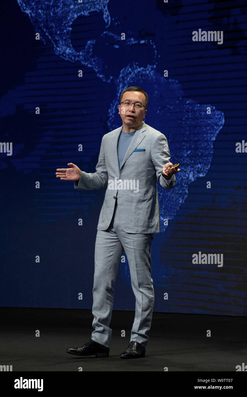 Body worlds berlin hi-res stock photography and images - Alamy