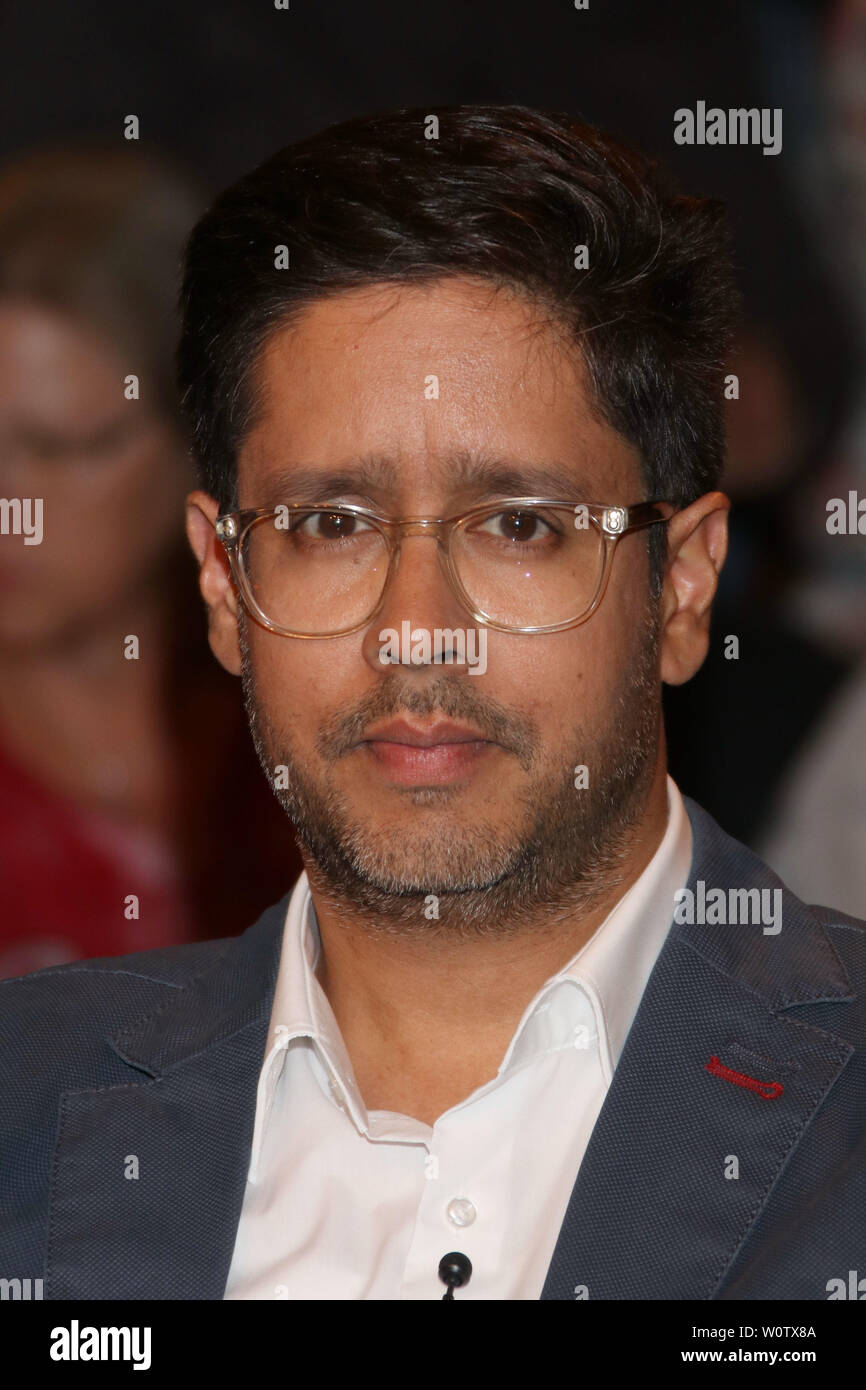 Hasnain High Resolution Stock Photography and Images - Alamy