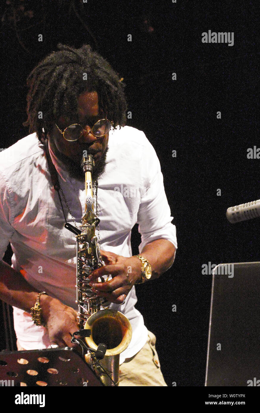 The saxophonist and DJ Soweto Kinch and his band from Birmingham in ...