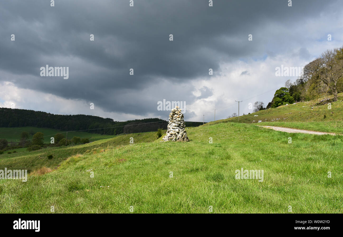 Rock Waymarker High Resolution Stock Photography and Images - Alamy