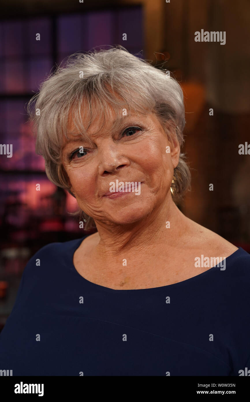 Anna Boettcher's Instagram, Twitter & Facebook on IDCrawl