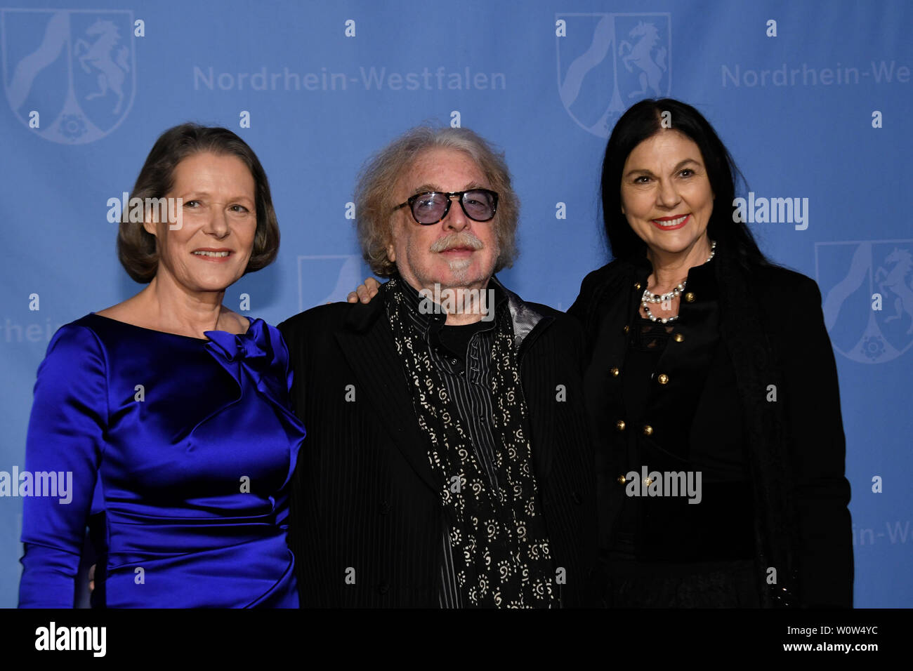 Eliana larible paul hi-res stock photography and images - Alamy