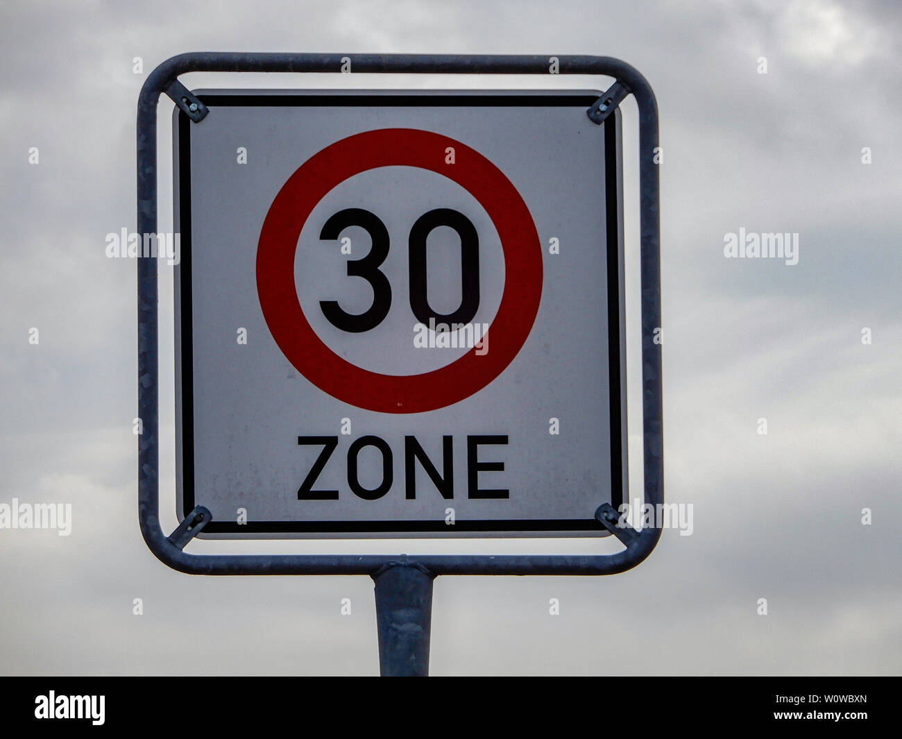 30 zone hi-res stock photography and images - Alamy