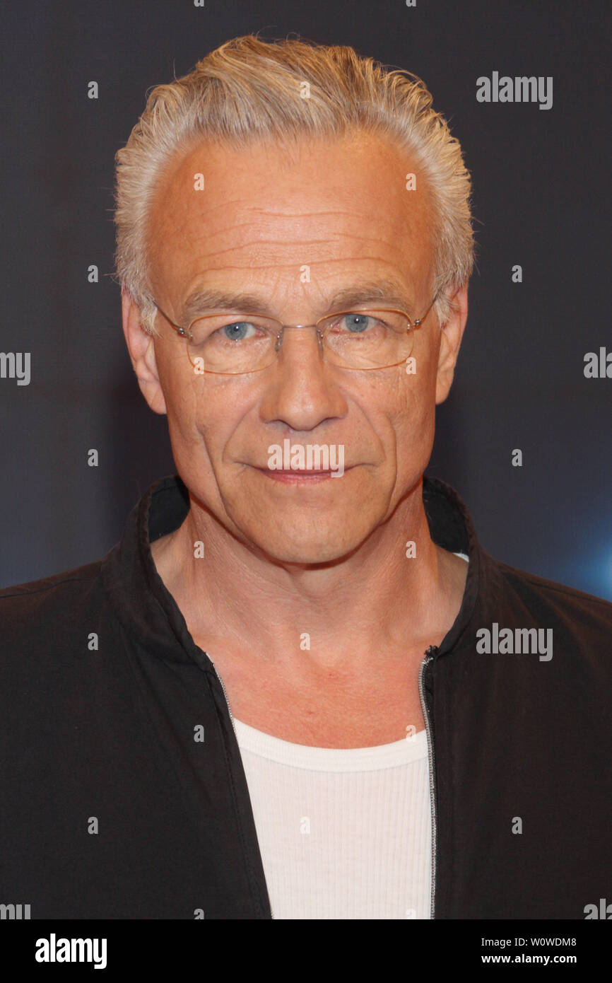 Klaus J. Behrendt, Wer weiss denn sowas XXL, Hamburg, 11.03.2019 Stock ...
