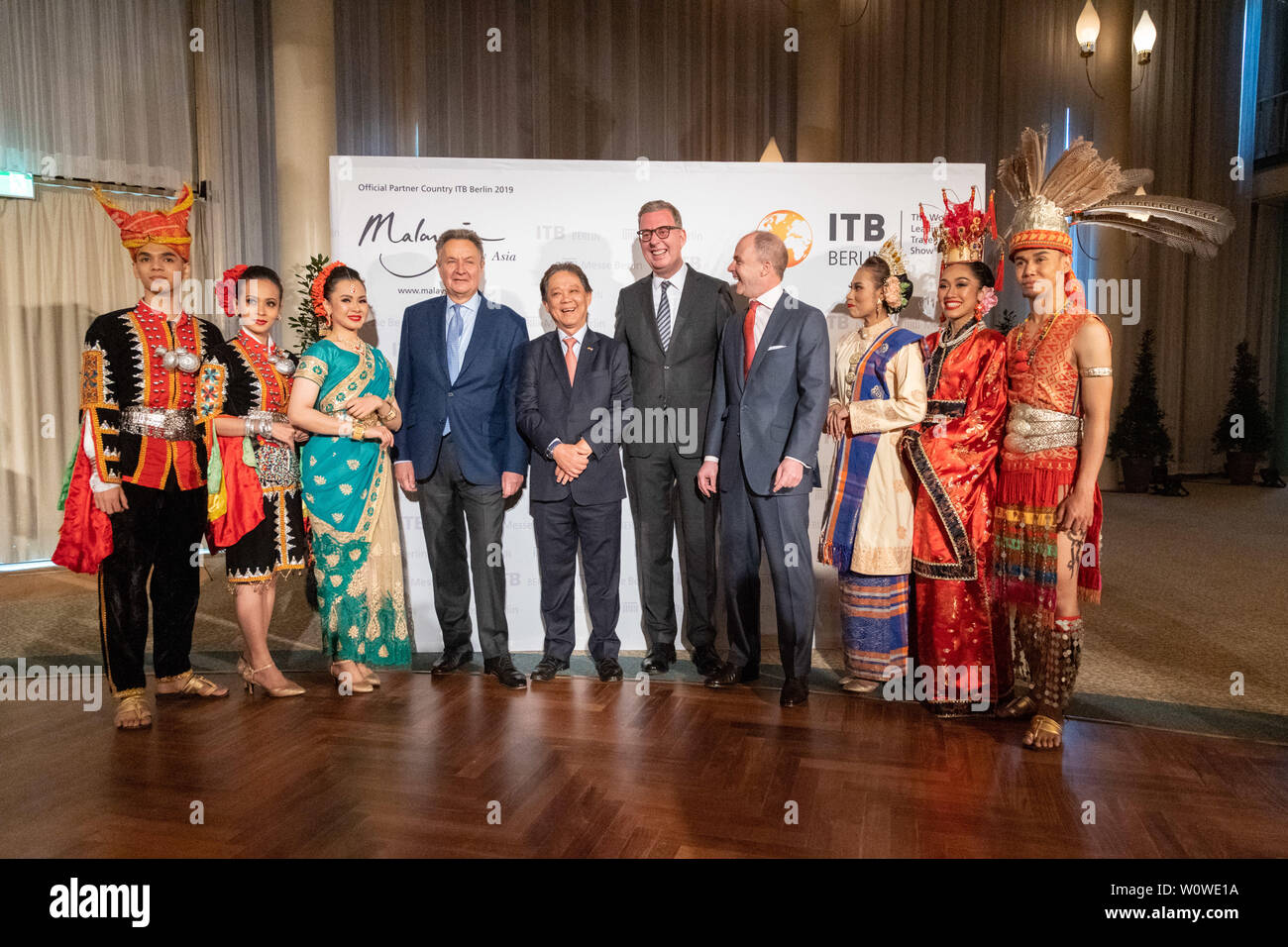 Christian frenzel hi-res stock photography and images - Alamy