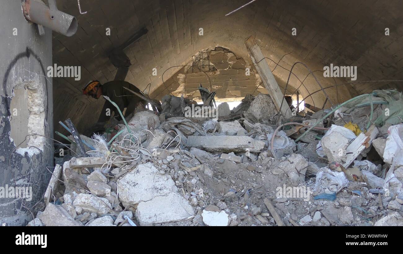 Israeli Homeland Security Soldiers in Ibtin search for earthquake ...