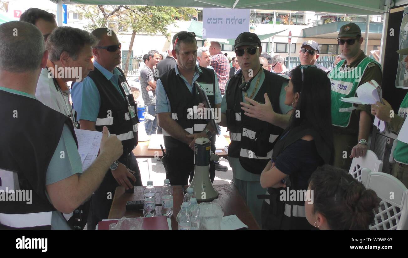 Medical staff, administrators and HLS soldiers get instructions ...