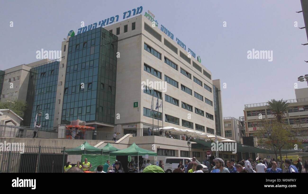 Paramedics and medical staff at Haemek Hospital during earthquake drill ...