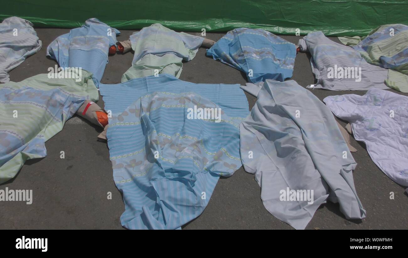 Body of dead person in morgue hi-res stock photography and images - Alamy