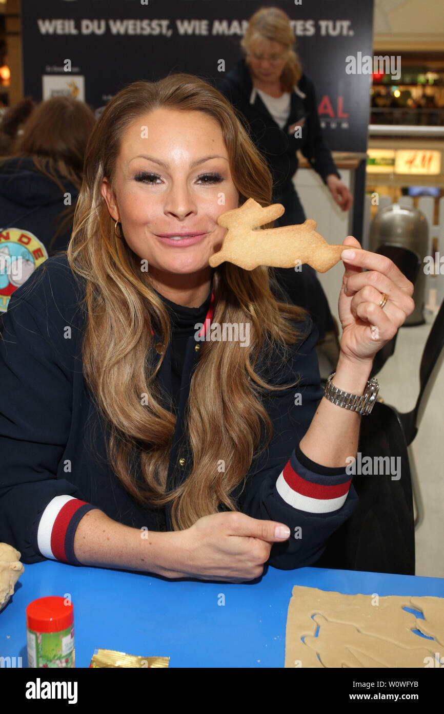 Jana julie kilka hi-res stock photography and images - Alamy