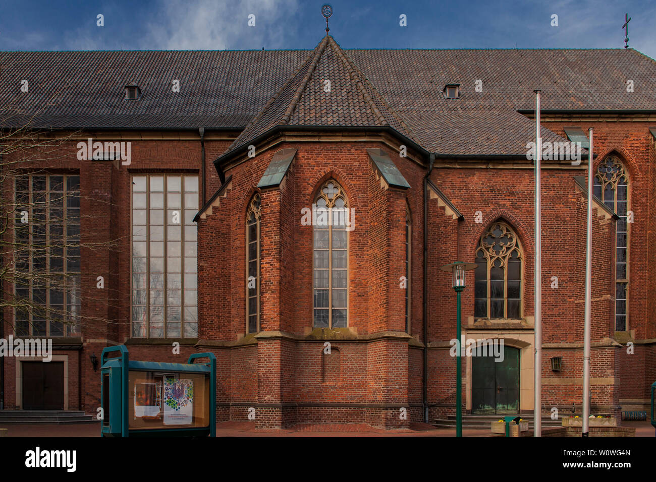 Eingang kirchenschiff hi-res stock photography and images - Alamy