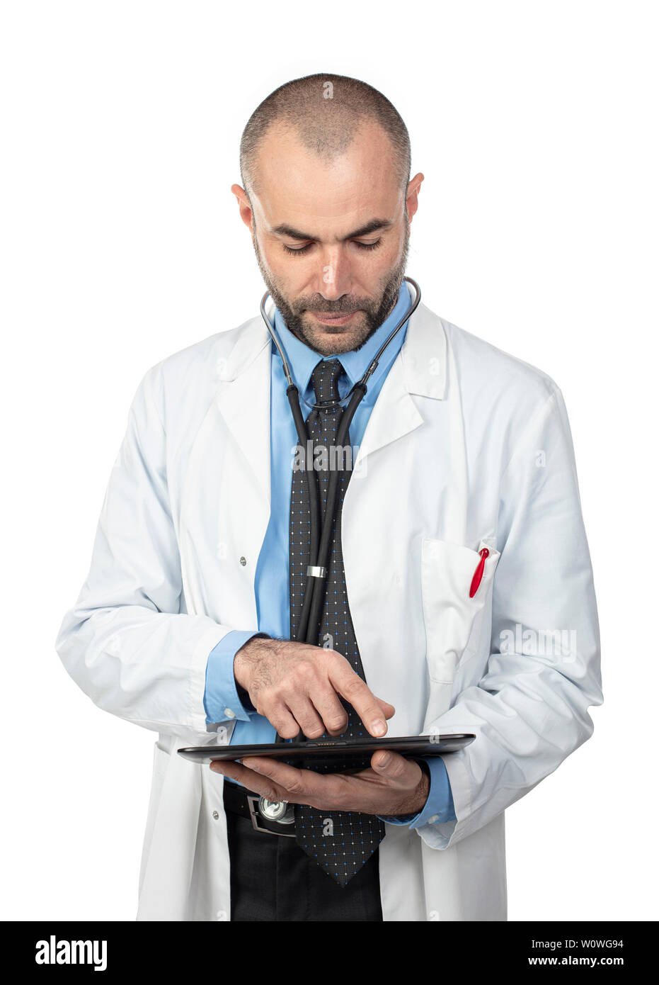 Doctor using a stethoscope hi-res stock photography and images - Alamy