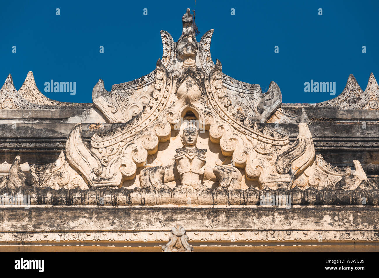 Scenery of the ancient city of Inwa, Myanmar Stock Photo - Alamy