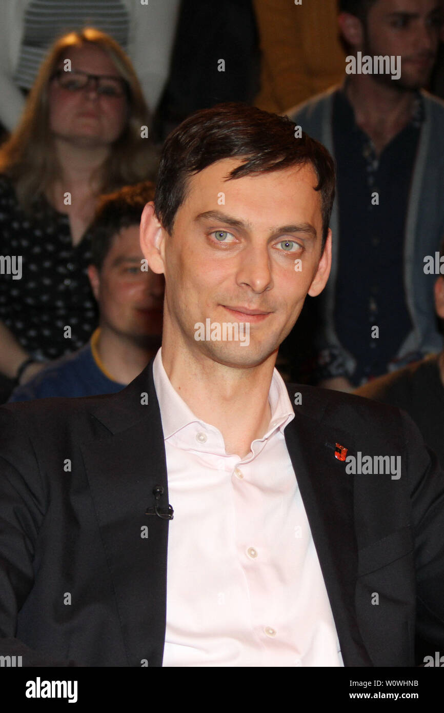 Hikel hi-res stock photography and images - Alamy